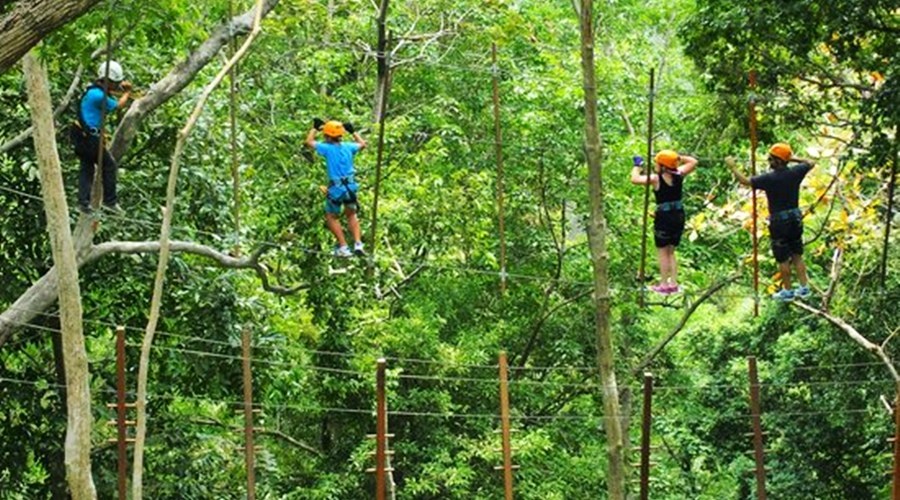 Tarzan Adventure Phuket - Mimi on tour